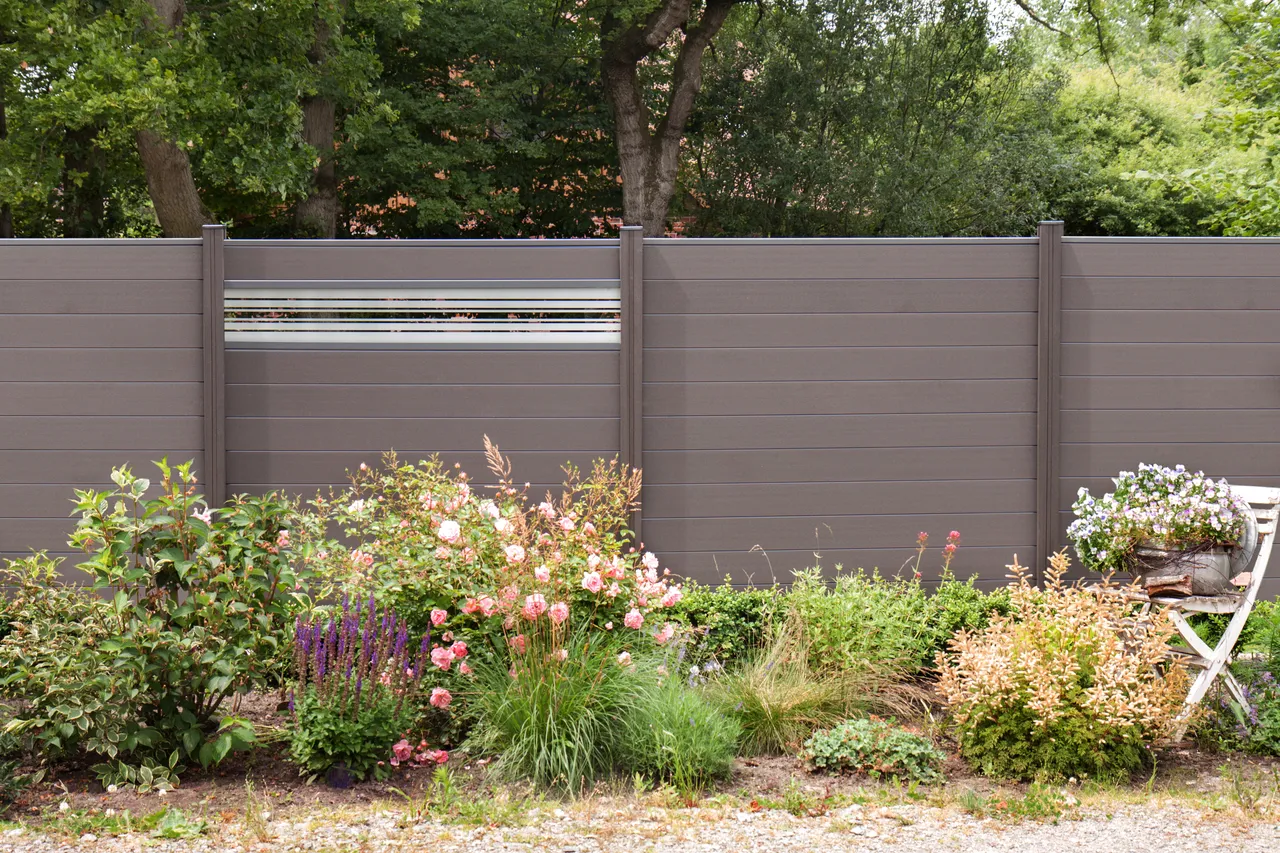 GroJa WPC/BPC Solid Sichtschutzzaun Stecksystem (10030017365)